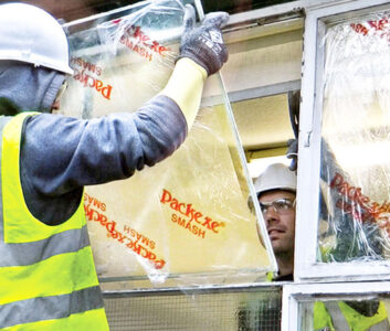 Safety Window Film for Glaziers: SMASH - Packexe®